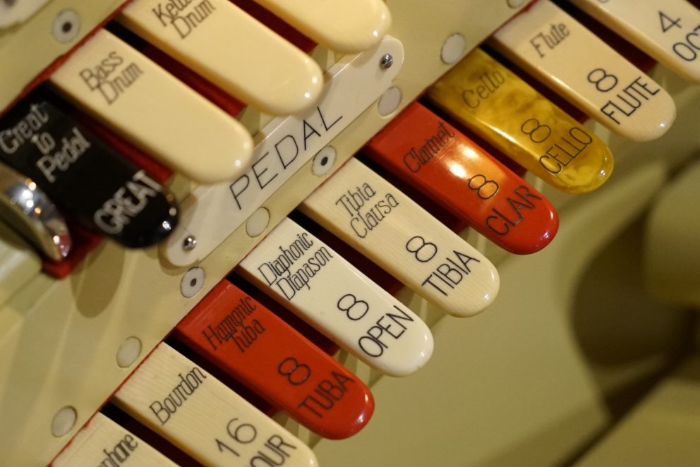 The Mighty Wurlitzer Organ | The Orpheum Theatre Group