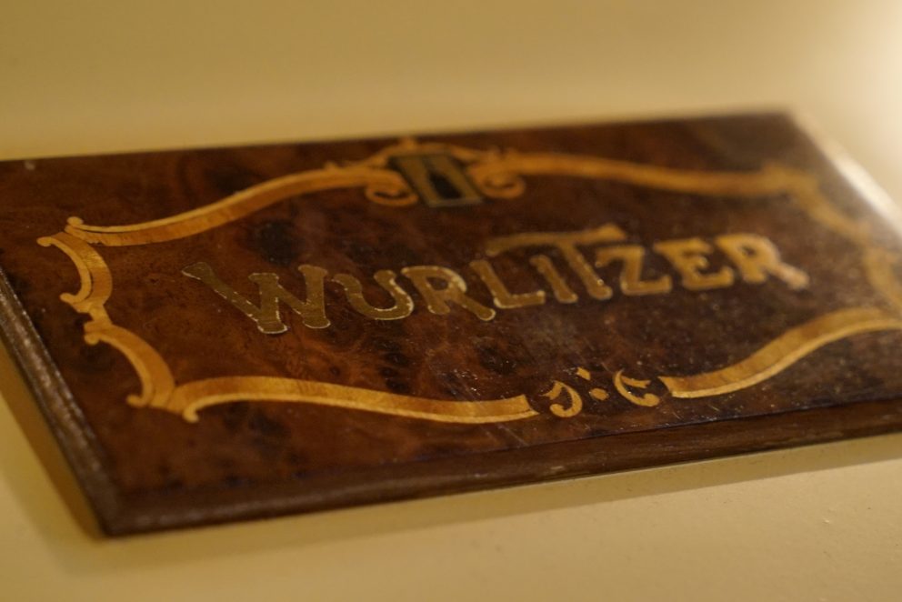 The Mighty Wurlitzer Organ | The Orpheum Theatre Group