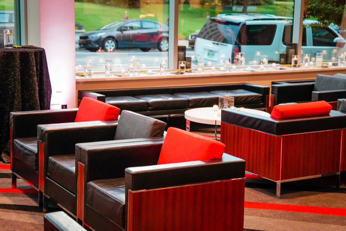 Anne and Pat Halloran Lounge | The Orpheum Theatre Group